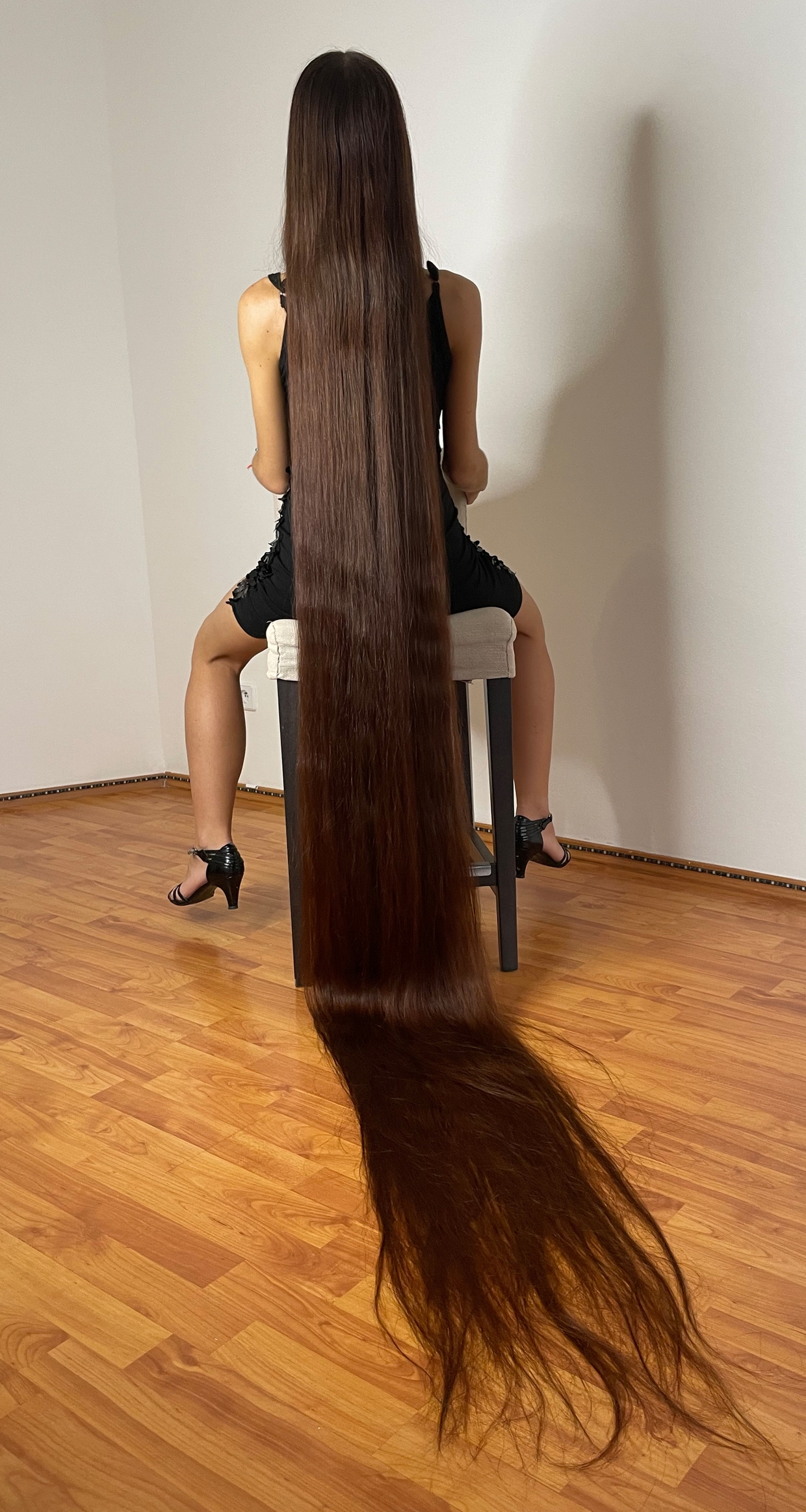 Rapunzel In Black Dress On The Chair Back Series Wi Alechka