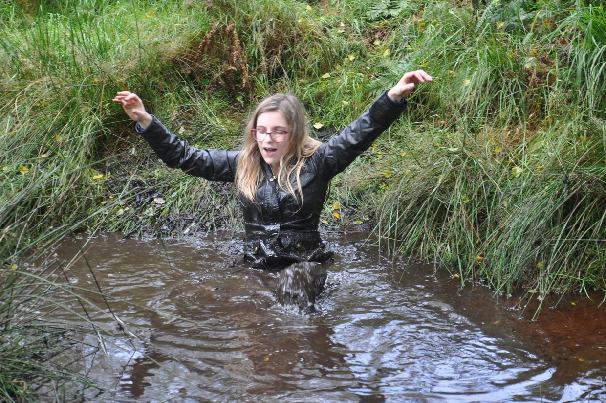 mud cannon ball - wellies women mess