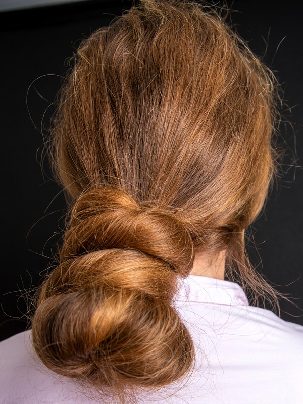 VIDEO - Extreme hair and a giant bun - RealRapunzels