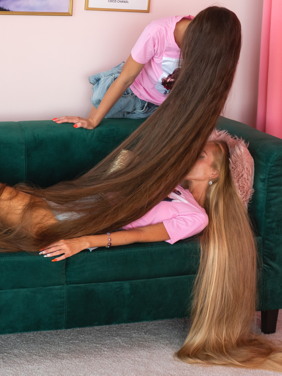 PHOTO SET - Ultra long hair relaxation photoshoot - RealRapunzels