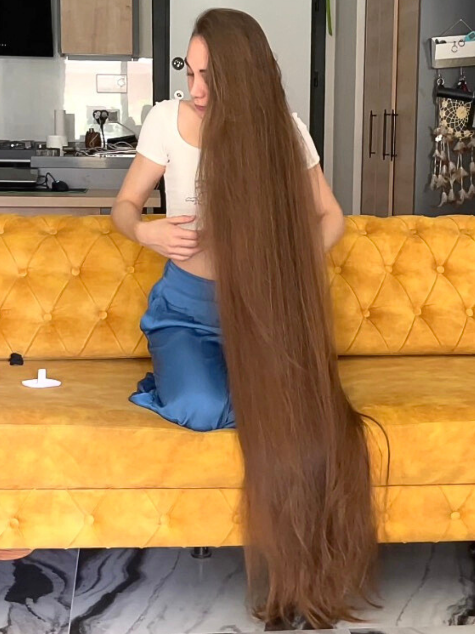 VIDEO - Begum's hair is art! - RealRapunzels