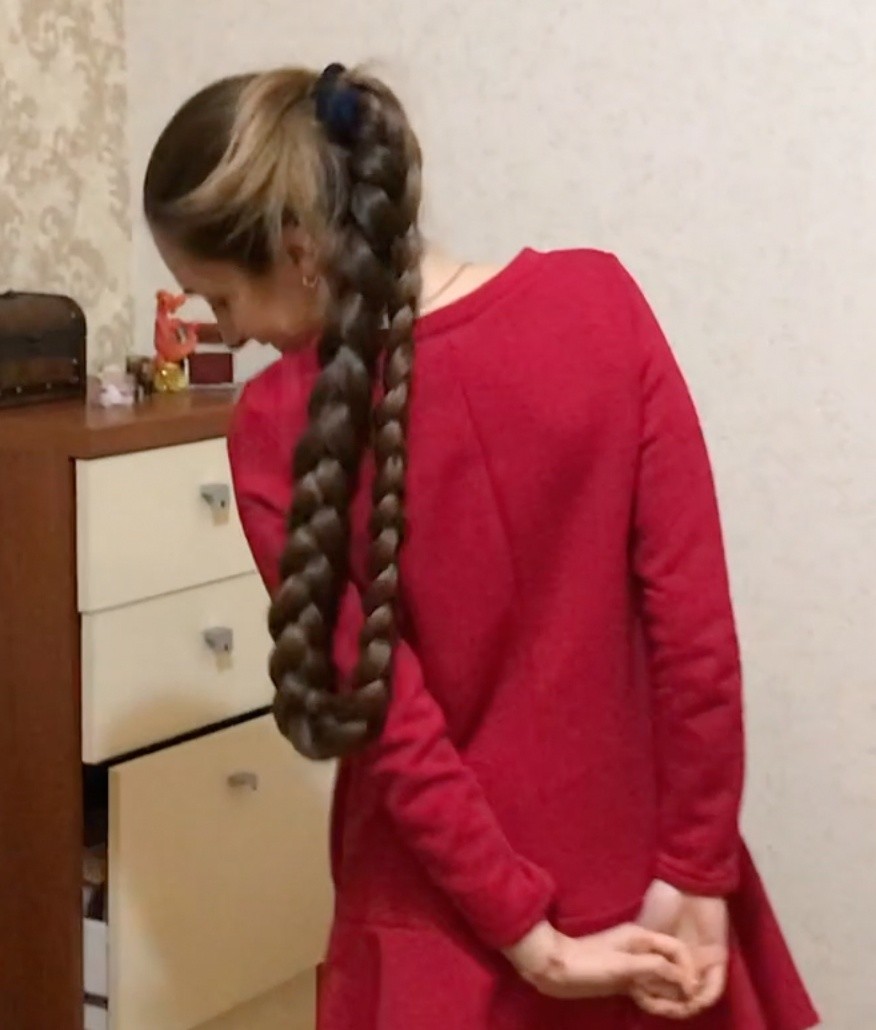 VIDEO - Folded hair - RealRapunzels