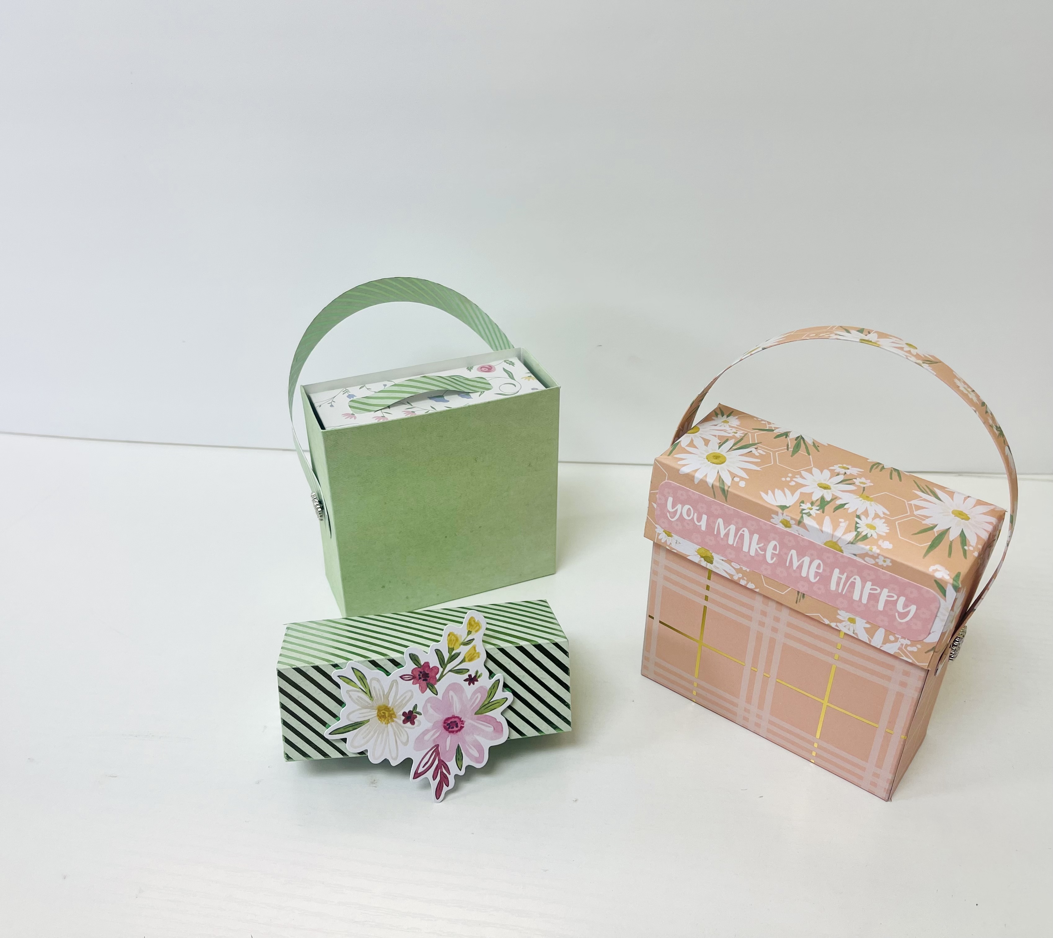 DESKTOP PEN AND PAPER SUPPLY LIST - POSH PAPER LADY