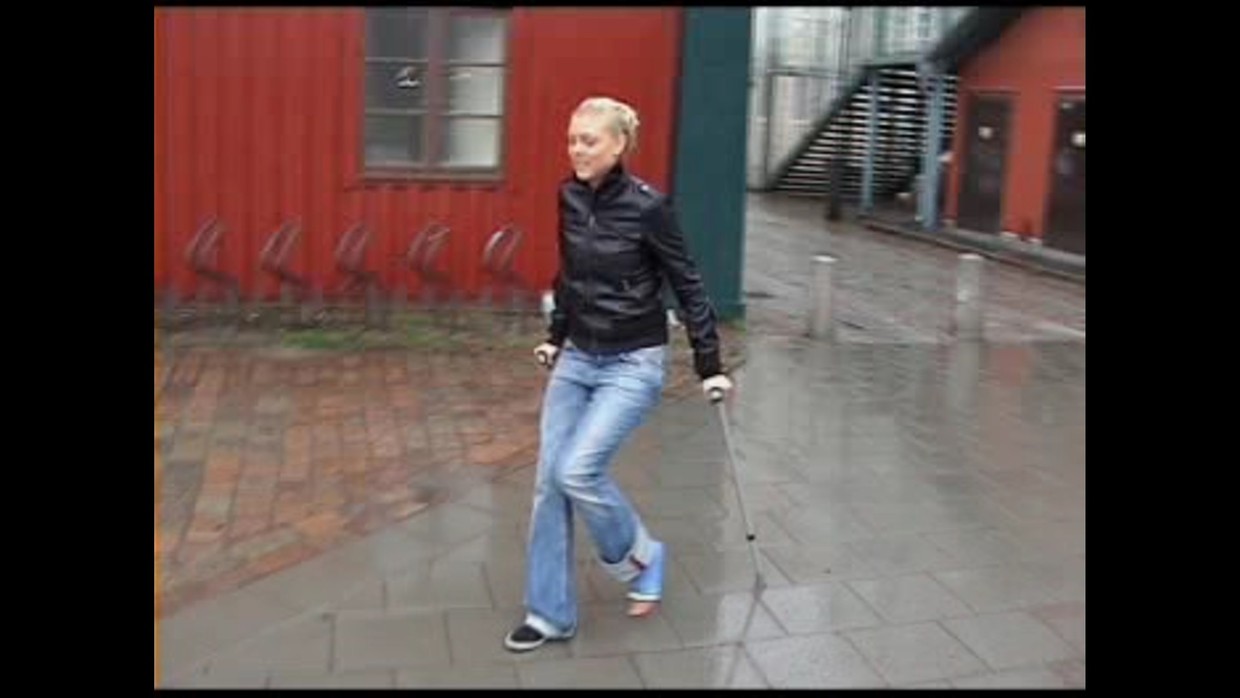 Christin 11 SLC - I have nothing to protect my cast wi - Crutchcast