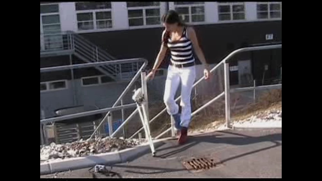 Sanne 2 SLC - I love wiggling my toes for you - 10 min - Crutchcast